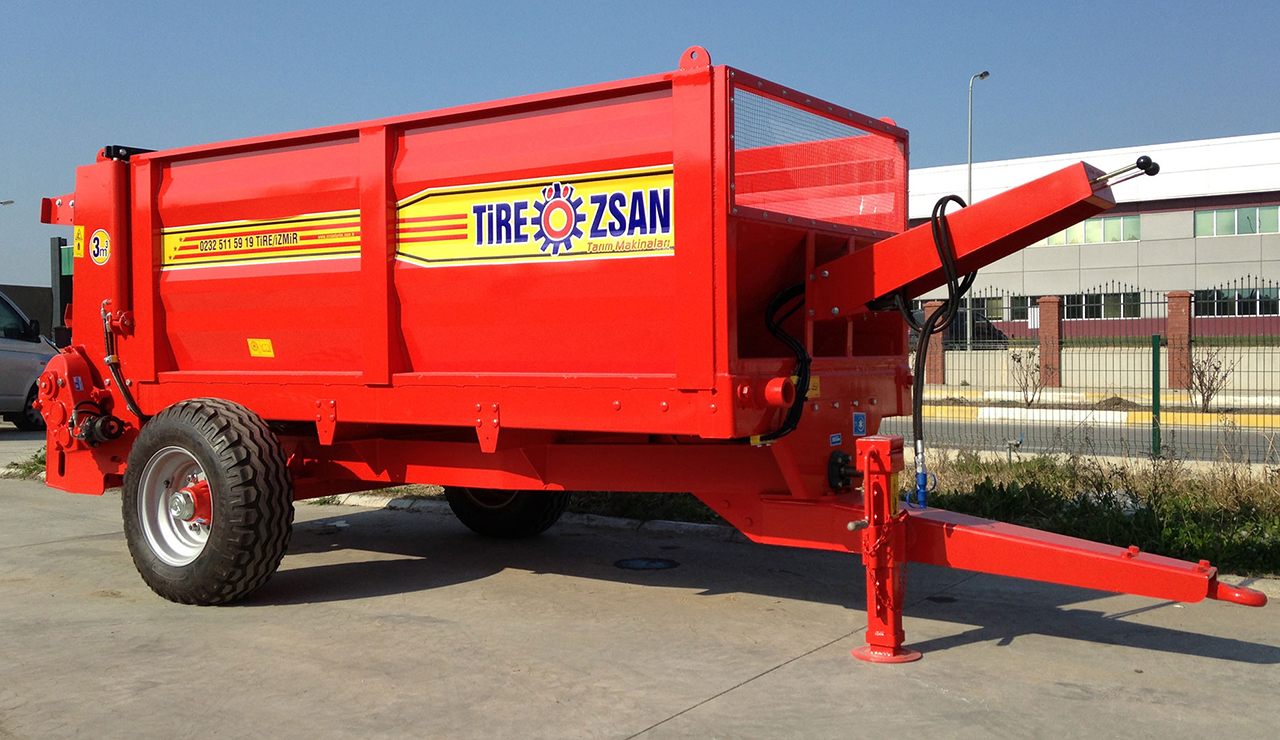 Solid Manure Spreader Trailer OZKGS3 - Intermix