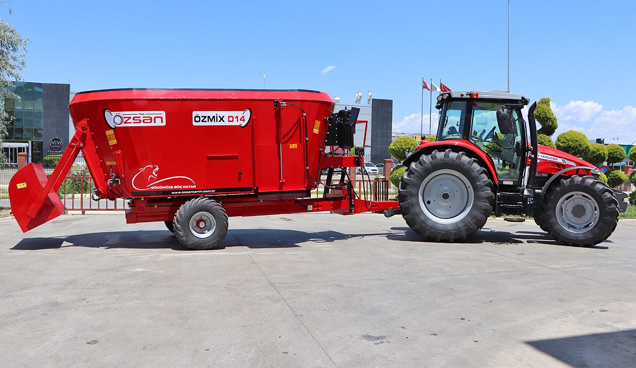 Vertical Auger Feed Mixer D14 - Intermix