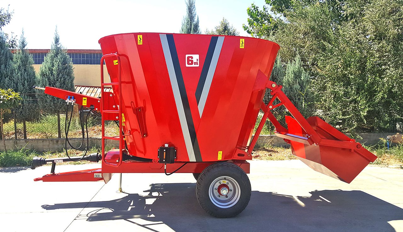 Vertical Auger Feed Mixer D6 - Intermix